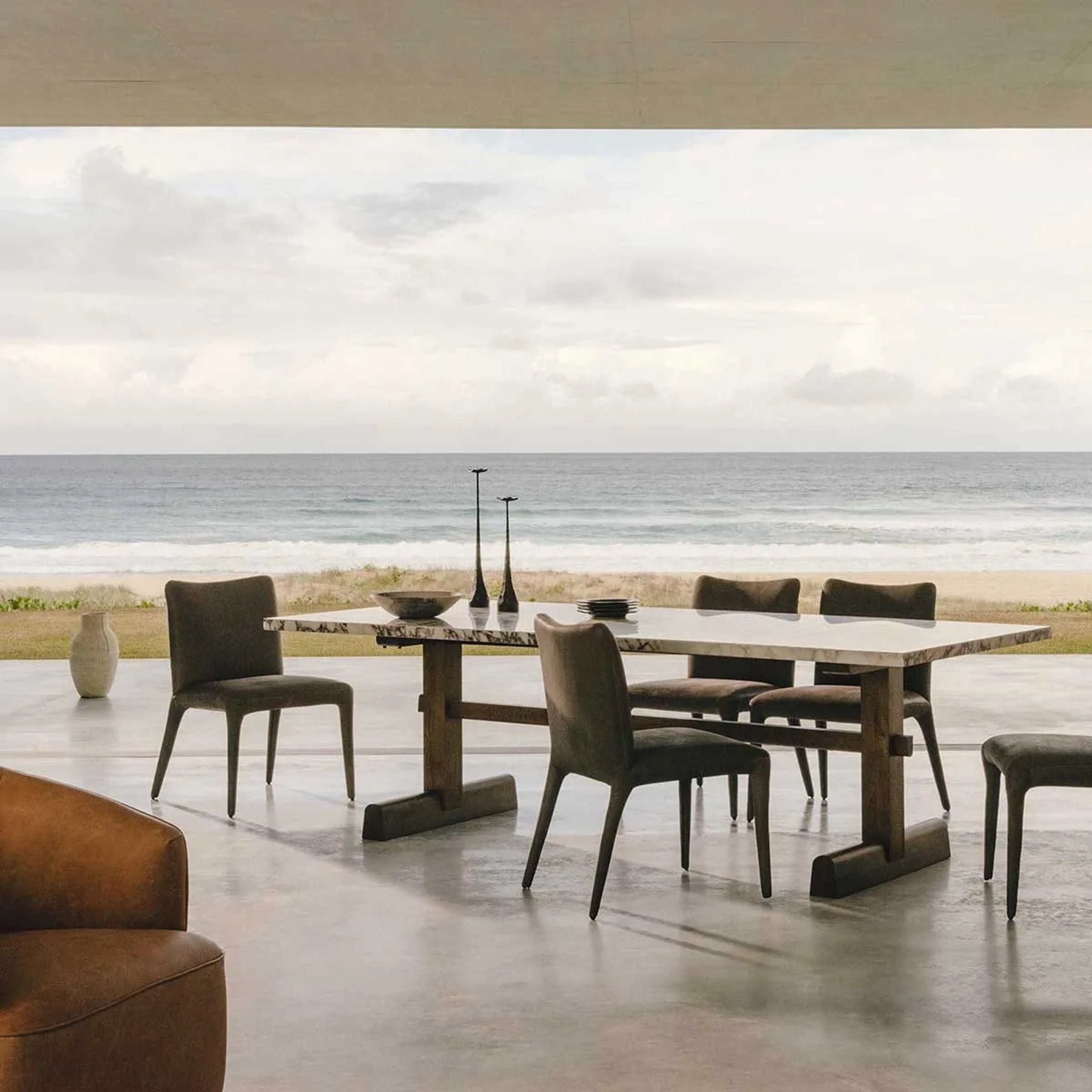 Khodier Dining Table – Lumifys